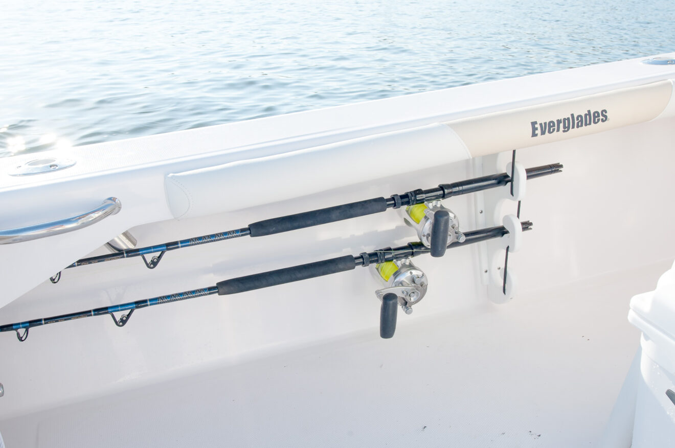 Everglades 243cc Specs, Features & Reviews - Boater USA